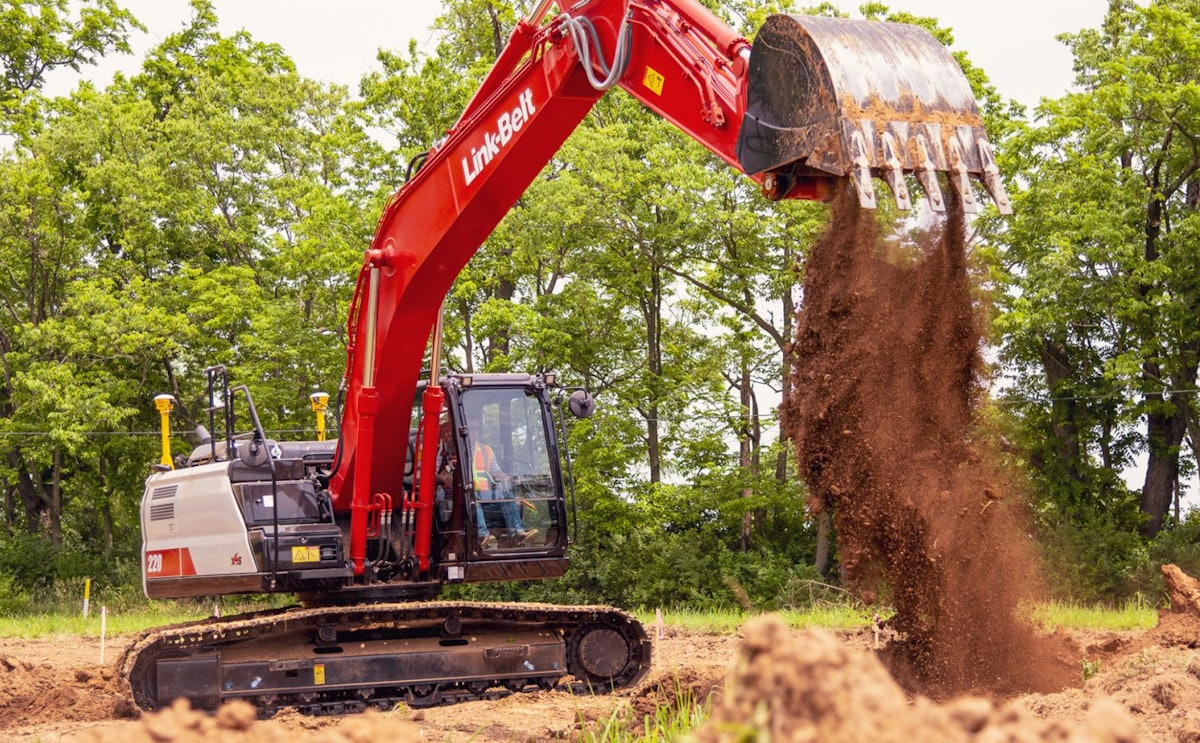 Dive into the Features of the Link-Belt 220 X4S Hydraulic Excavator ...