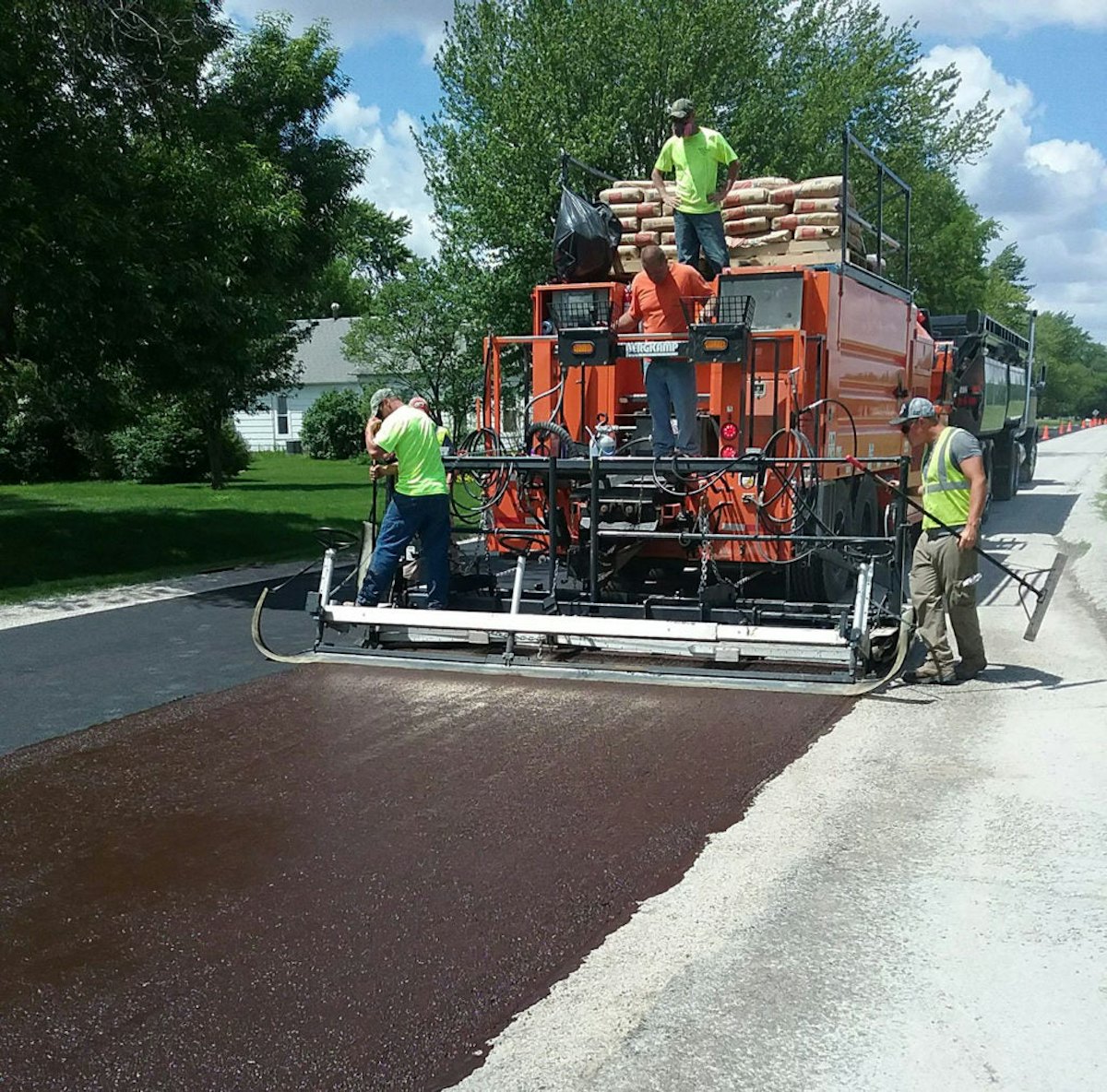 M1E4 Continuous Paver From: Bergkamp Inc | IRONPROS