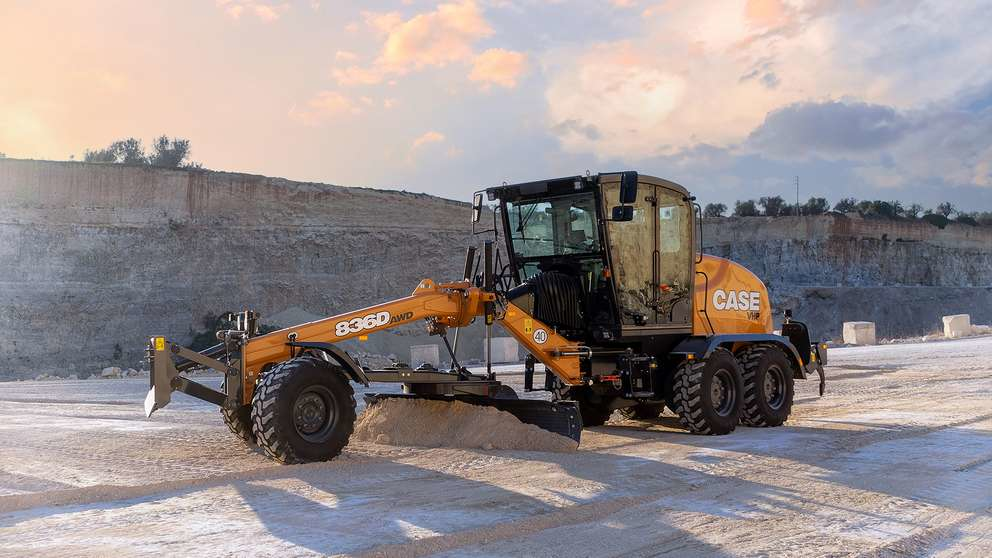 CASE D-series Graders Feature Dual Power Engines for Added Performance ...