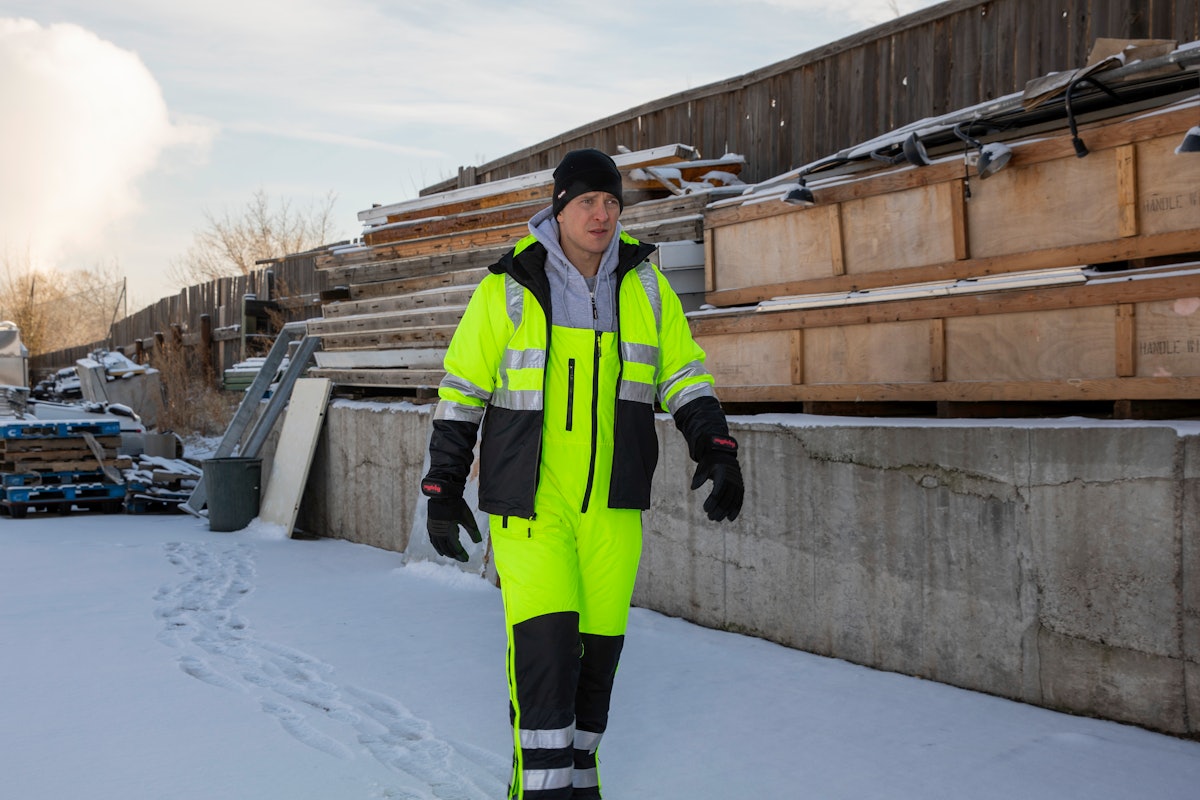 Must-Have Cold Weather Safety Wear for Construction Workers | IRONPROS